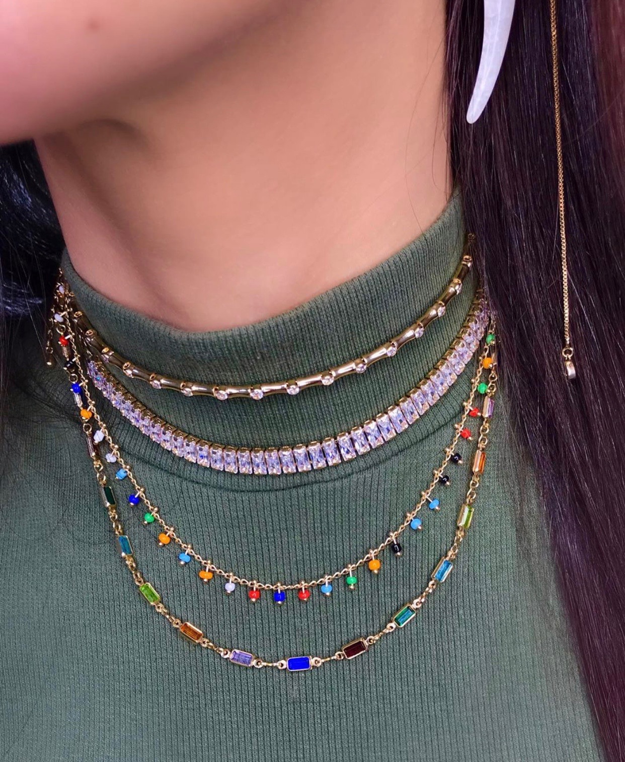 Colar em camadas é o novo queridinho das celebridades - Joana D'arc