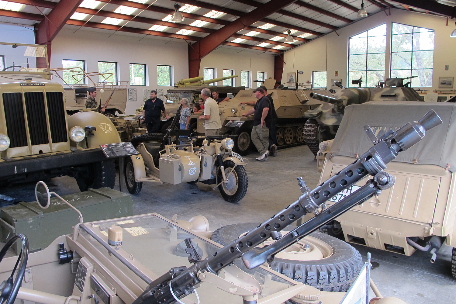 Santa Cruz Warhammer Historical: The largest private tank museum in the ...