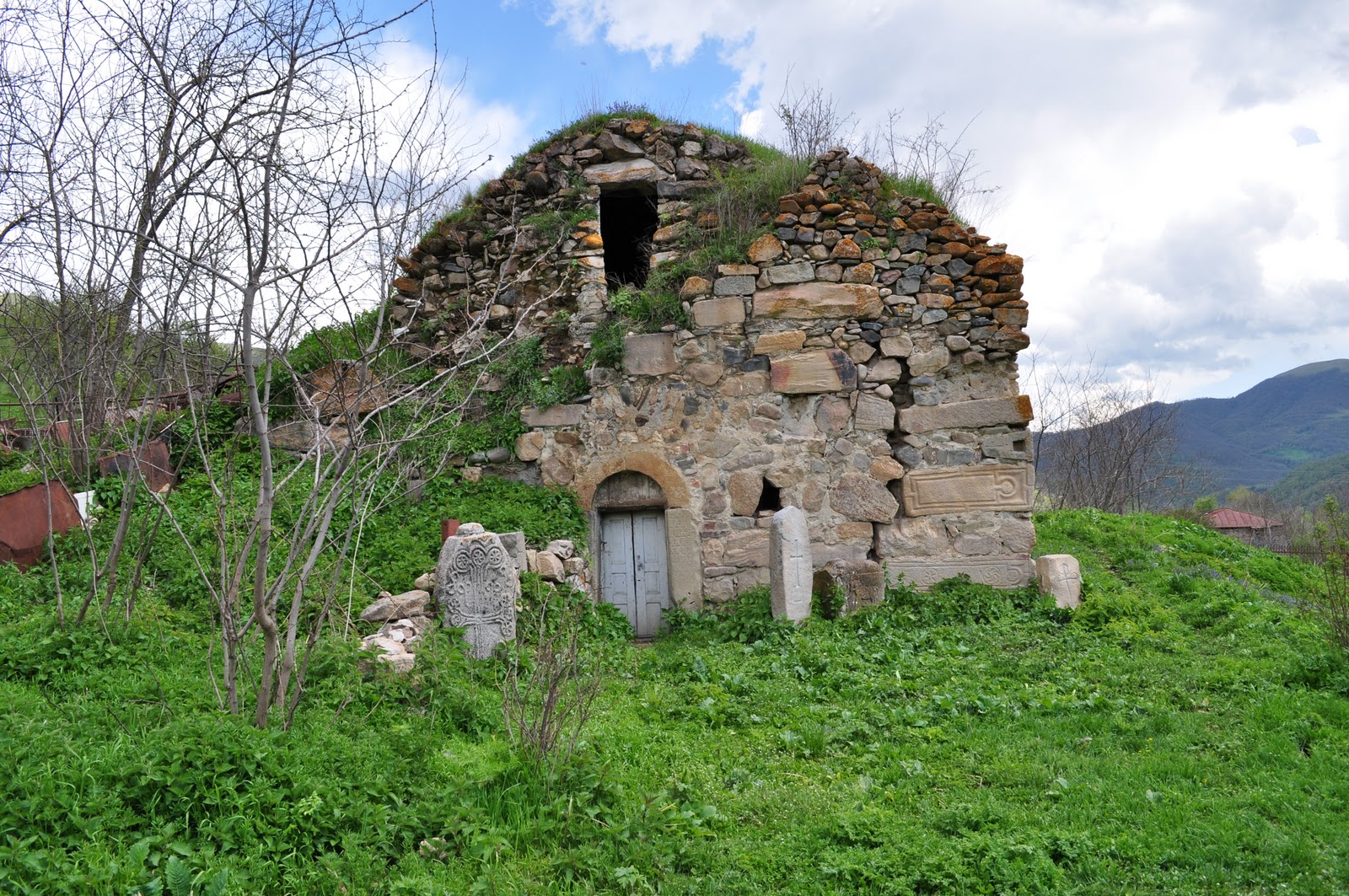 vahearmenia: Sts. Peter and Paul of Shalua