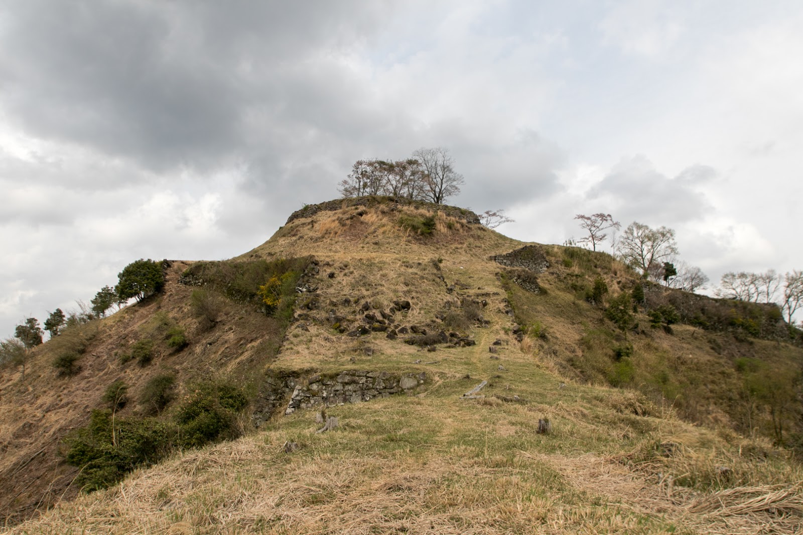 Rikan Castle -Abandoned fortress in the sky- | Ken's Storage: Pictures ...
