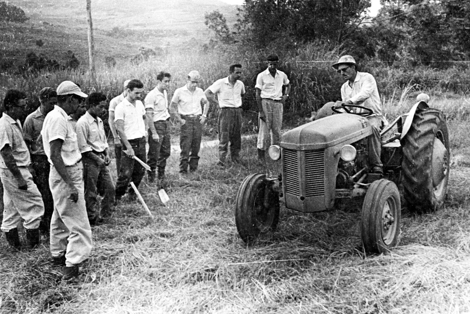 EMATER: 60 ANOS DE EXTENSÃO RURAL OFICIAL NO PARANÁ