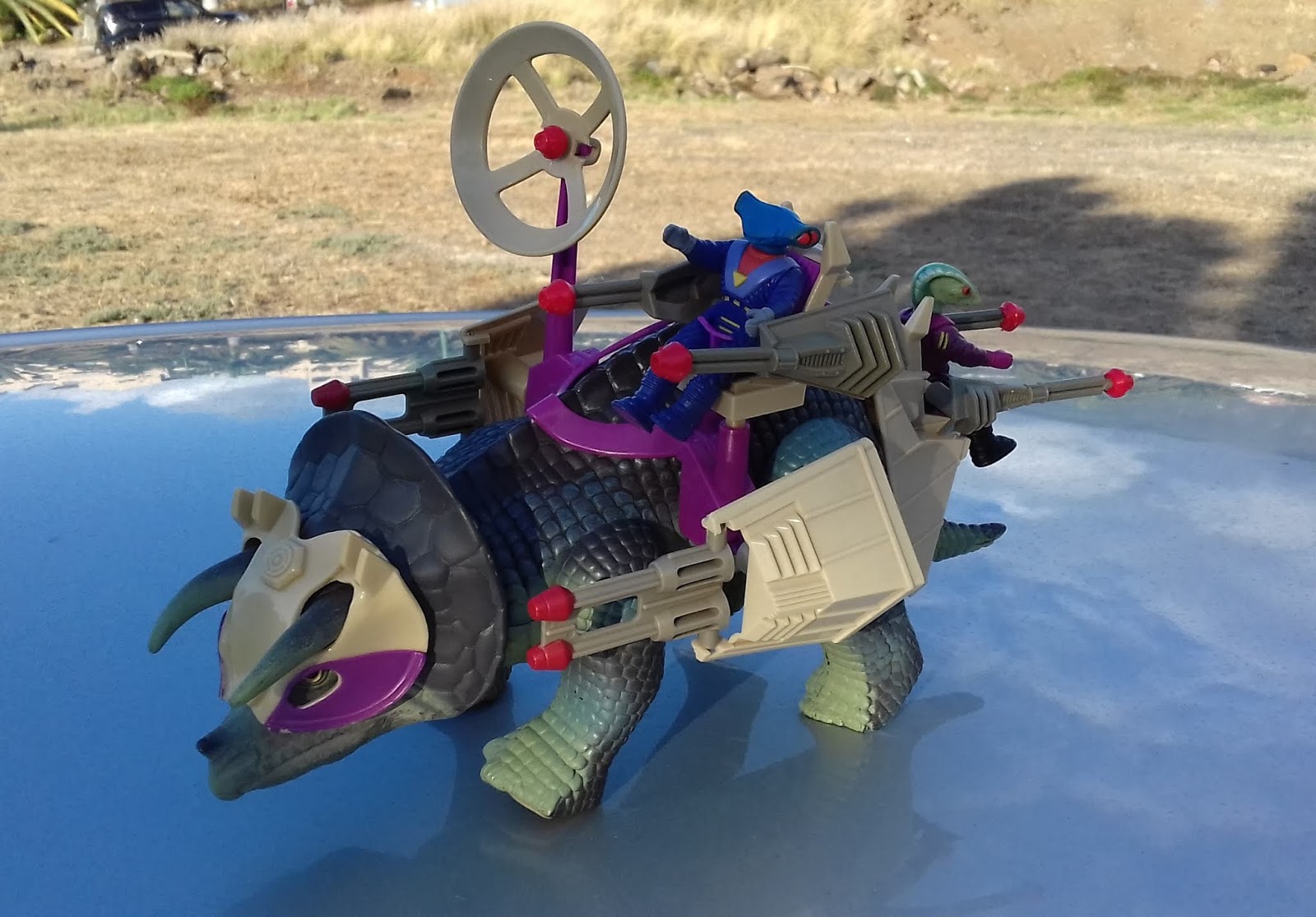 Retro Guido - Tu espacio retro -: Triceratops (Dino Riders)