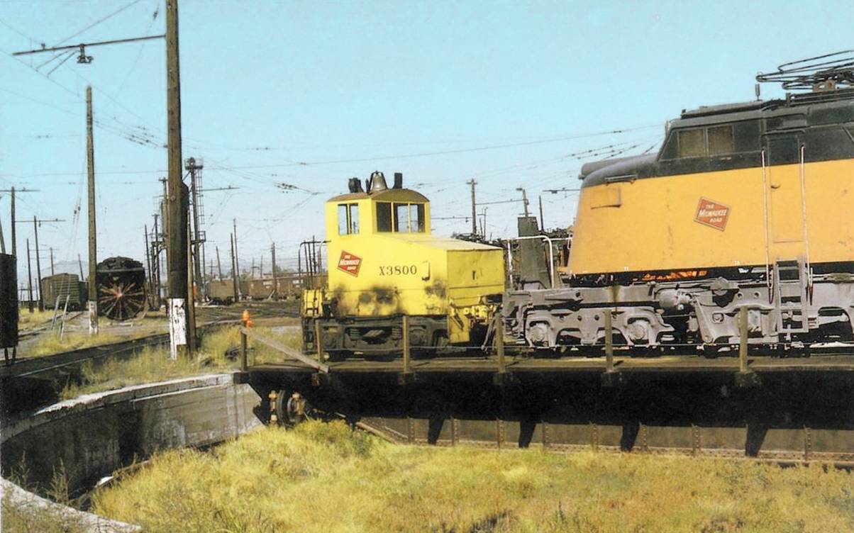 The Aoshima critter looks more American than this . - Prototype ...