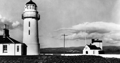 Tour Scotland: Old Photograph Toward Point Lighthouse Scotland