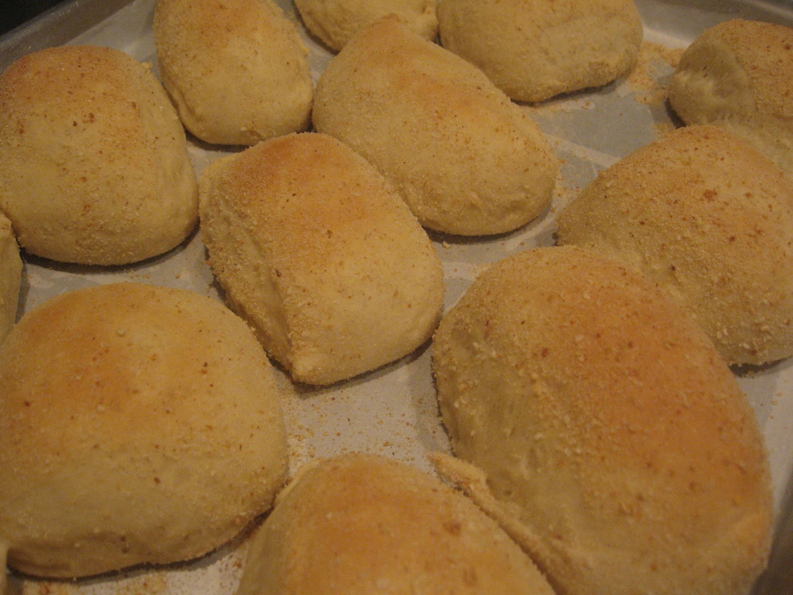 LtDan'sKitchen.com: Pan de Sal (Salted Bread)