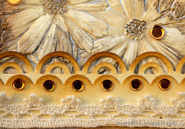 Layers of ink: Shimmery Dry Embossed Flowers