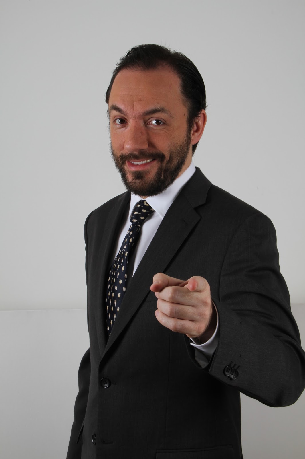 Unileventv: Inicia Gon Curiel temporada en el "Sylvia Pasquel"‏