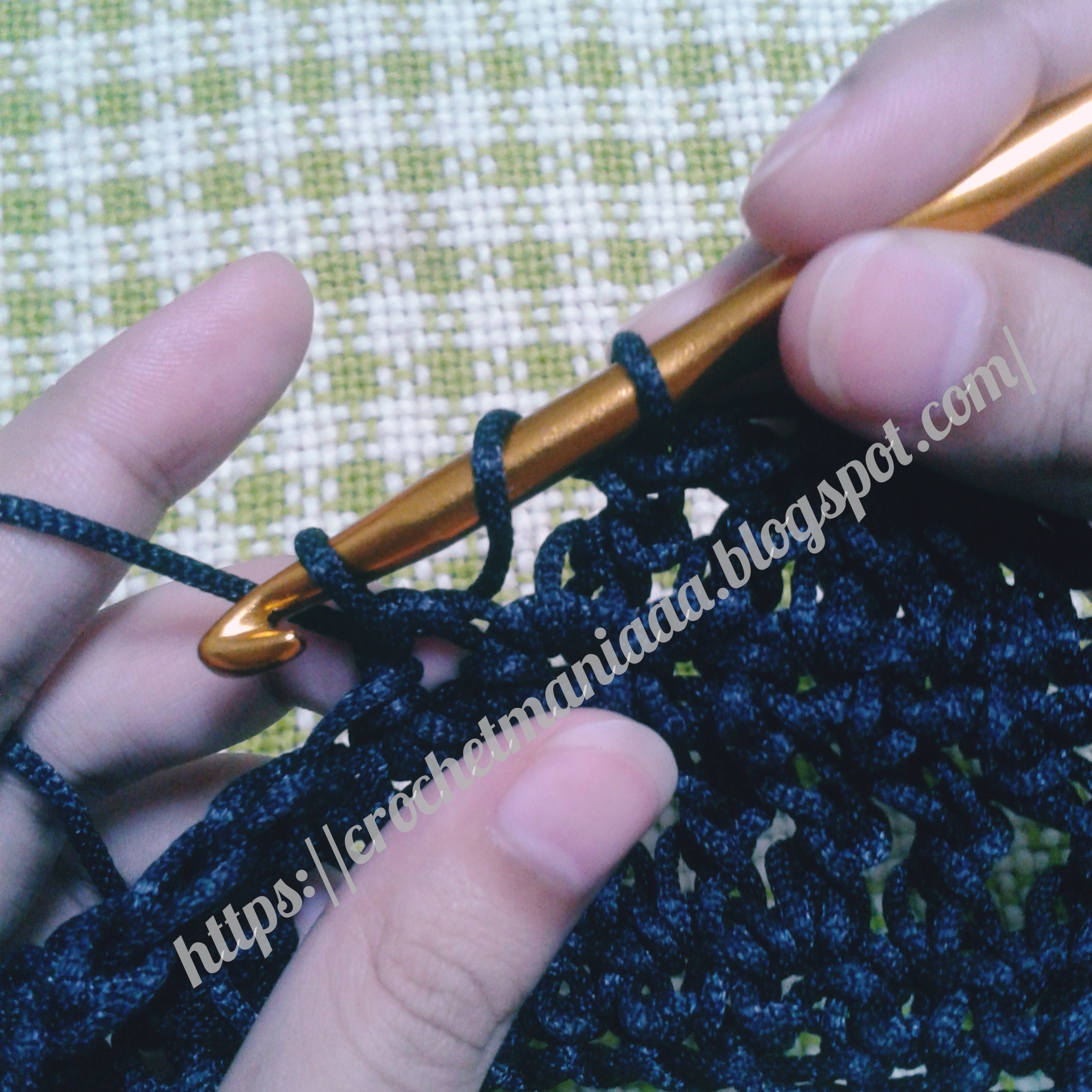 How to make a double crochet (dc) – Step by Step | Crochet Mania
