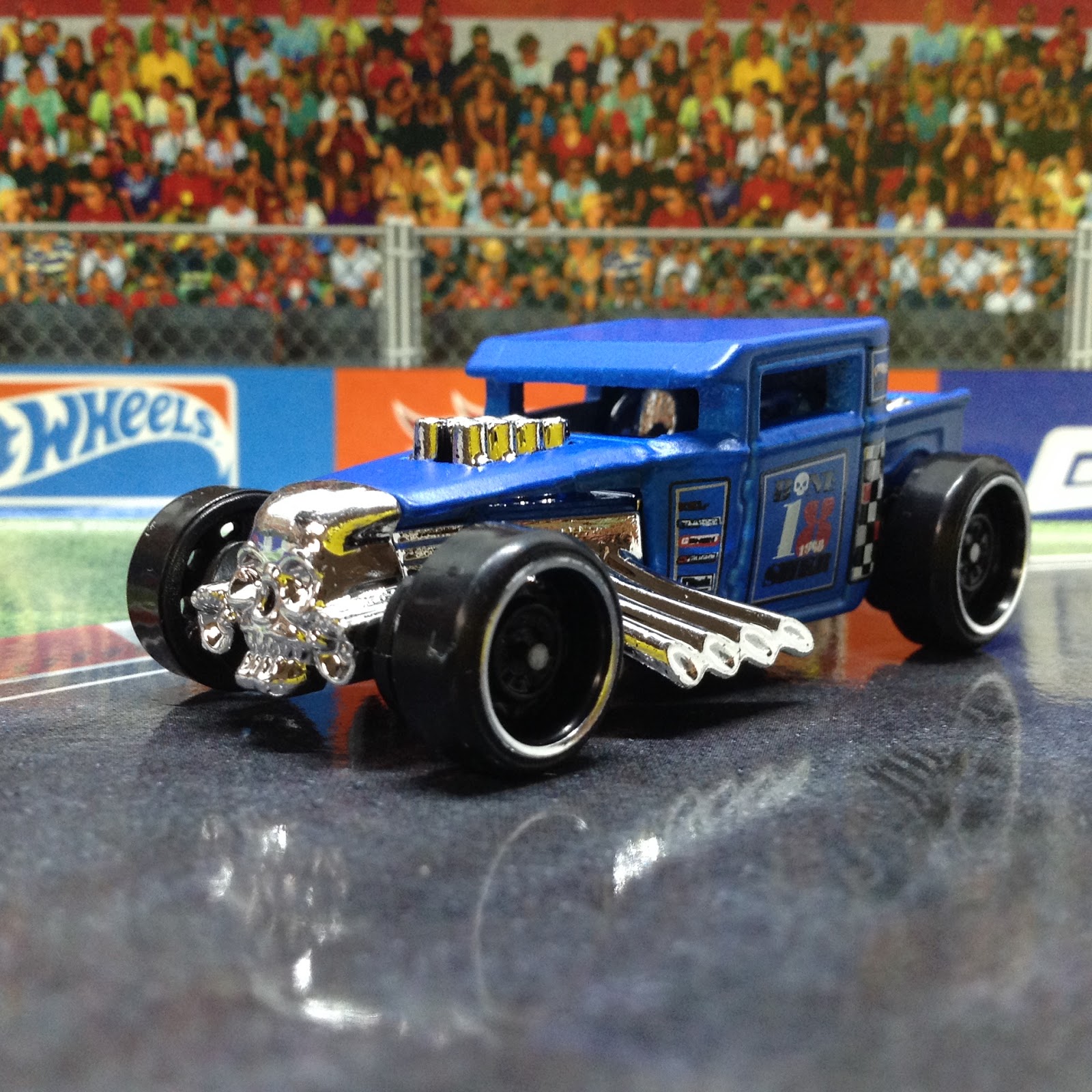 JULIAN'S HOT WHEELS BLOG: Bone Shaker (2018 Legends of Speed)
