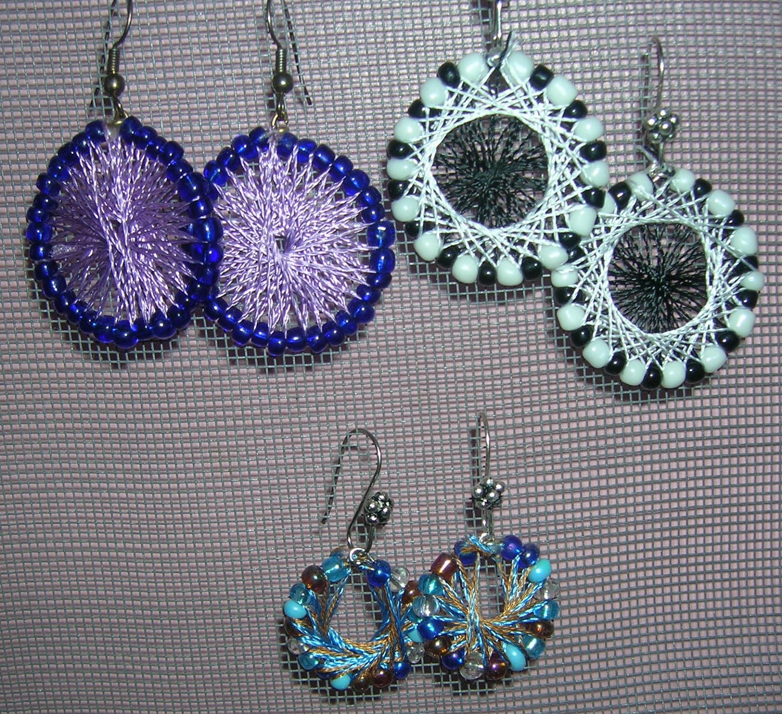 Everything But Brain Surgery: String Art Earrings with Photo Tutorial
