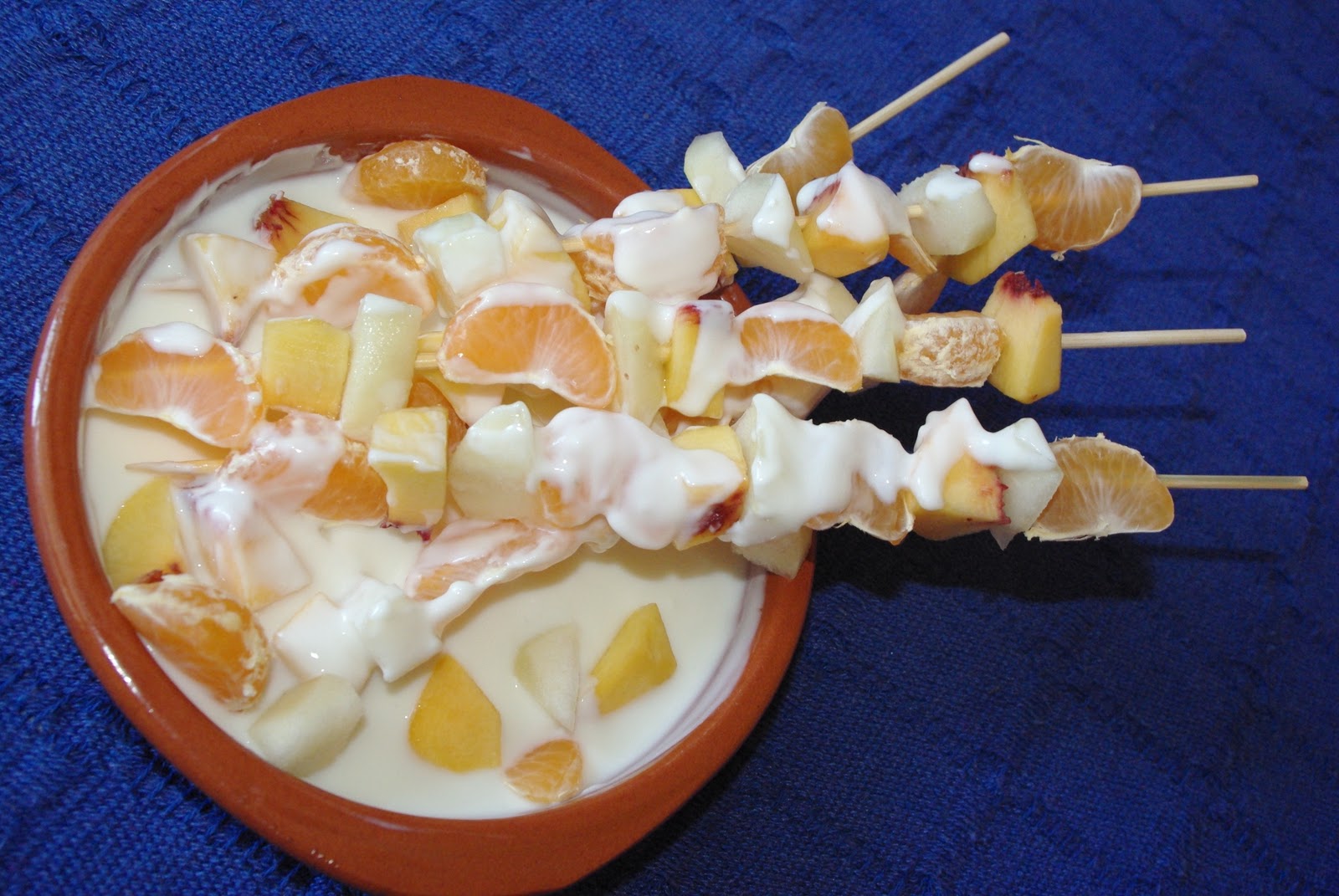 BROCHETAS DE FRUTA - Recetas de una Gatita Enamorada