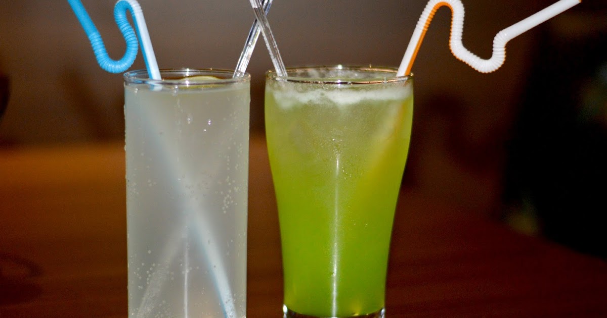 Messy Yet Dressy!: Goa in Bangalore? - Cafe Mojo