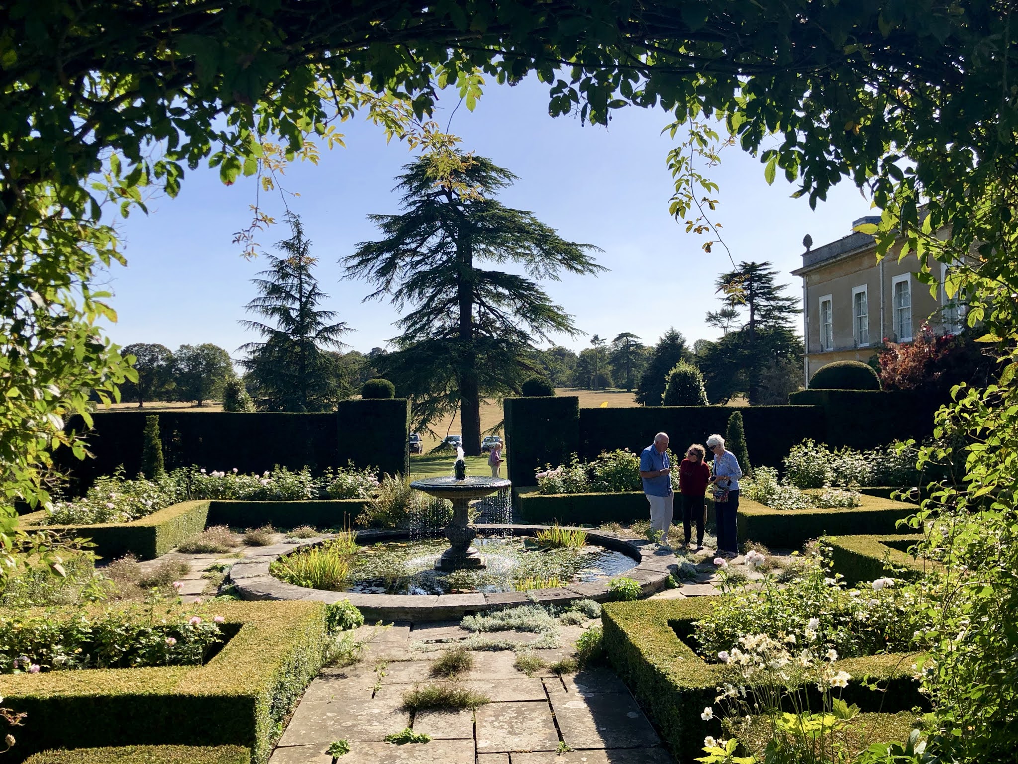 Herry's Journal: Favourite Gardens - Redenham Park