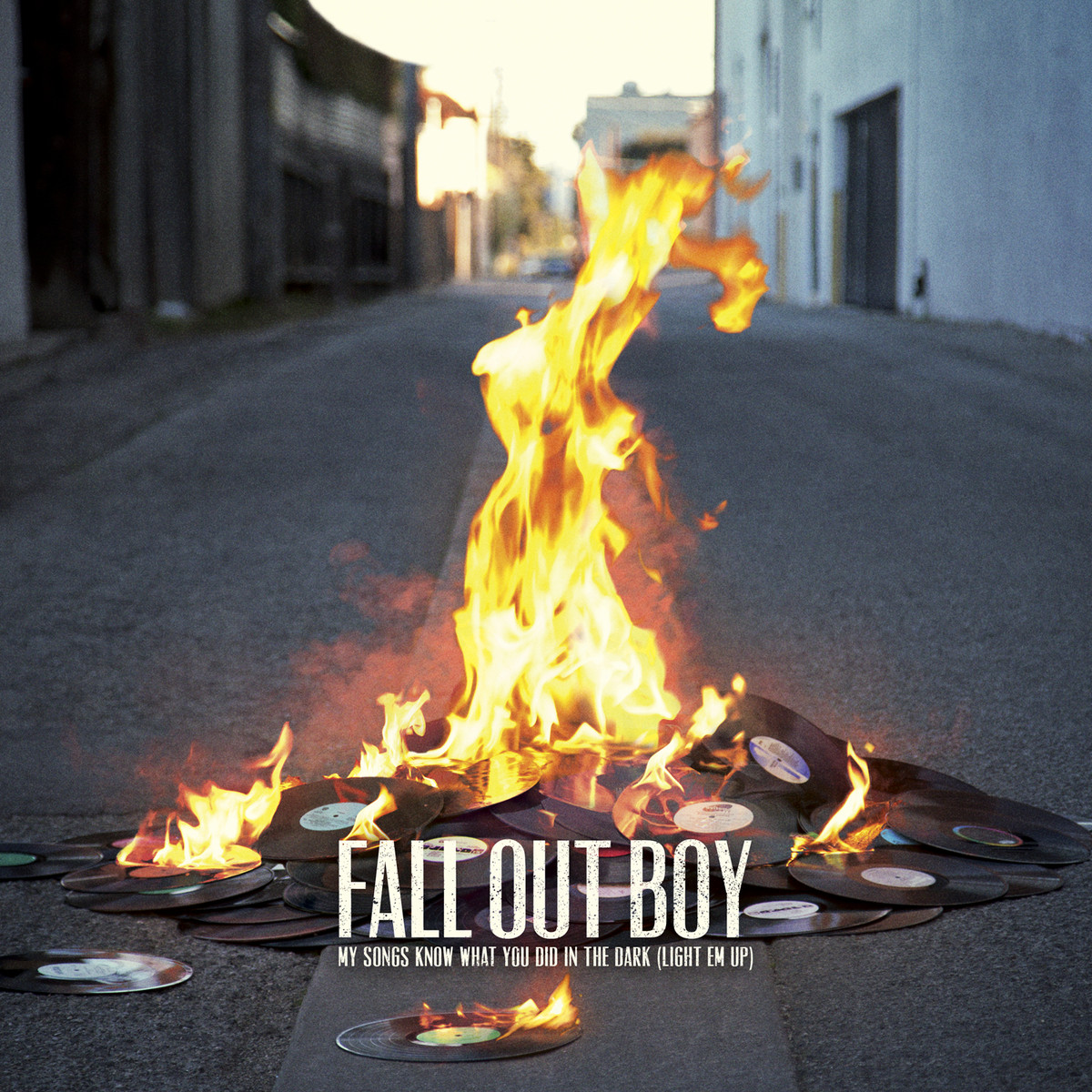 Batson's Blog: Fall Out Boy: Save Rock and Roll - reviewed.