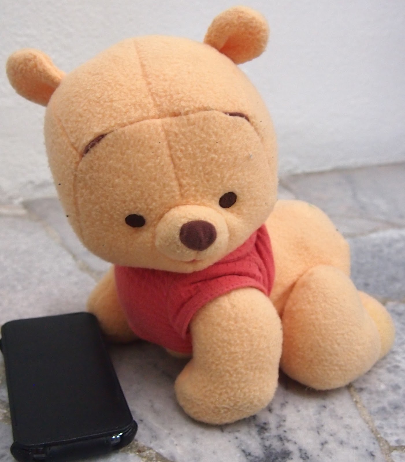 JuaiMurah: Fisher-Price Pooh Babies Magic Touch 'n Crawl