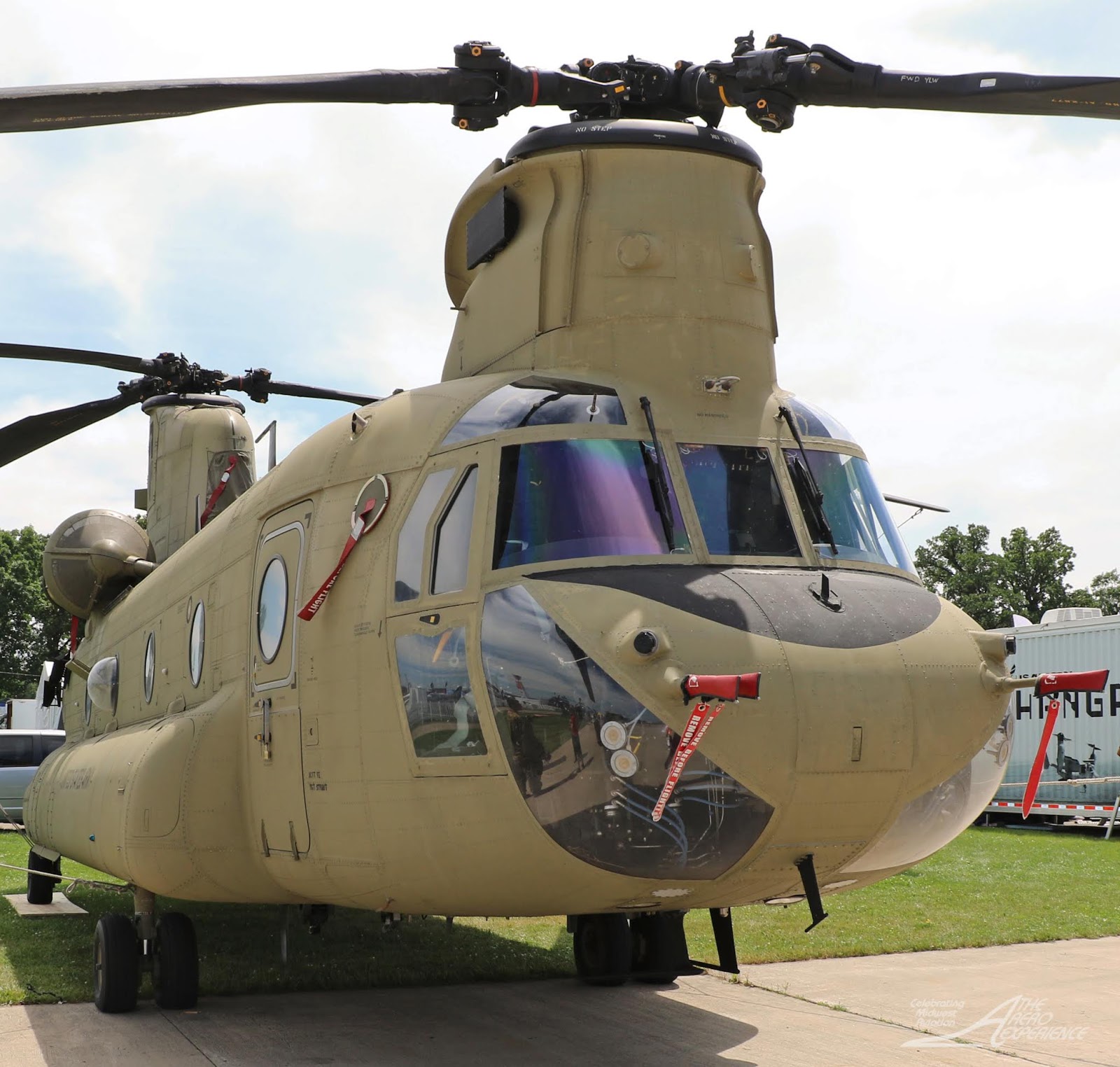 The Aero Experience: EAA AirVenture Oshkosh 2019: Boeing Plaza - U.S ...