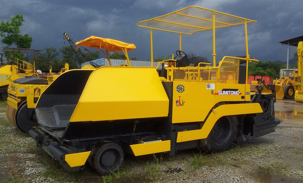 SOON SENG LEE HEAVY EQUIPMENT PLT: Sumitomo HA60W Asphalt Finisher / Paver