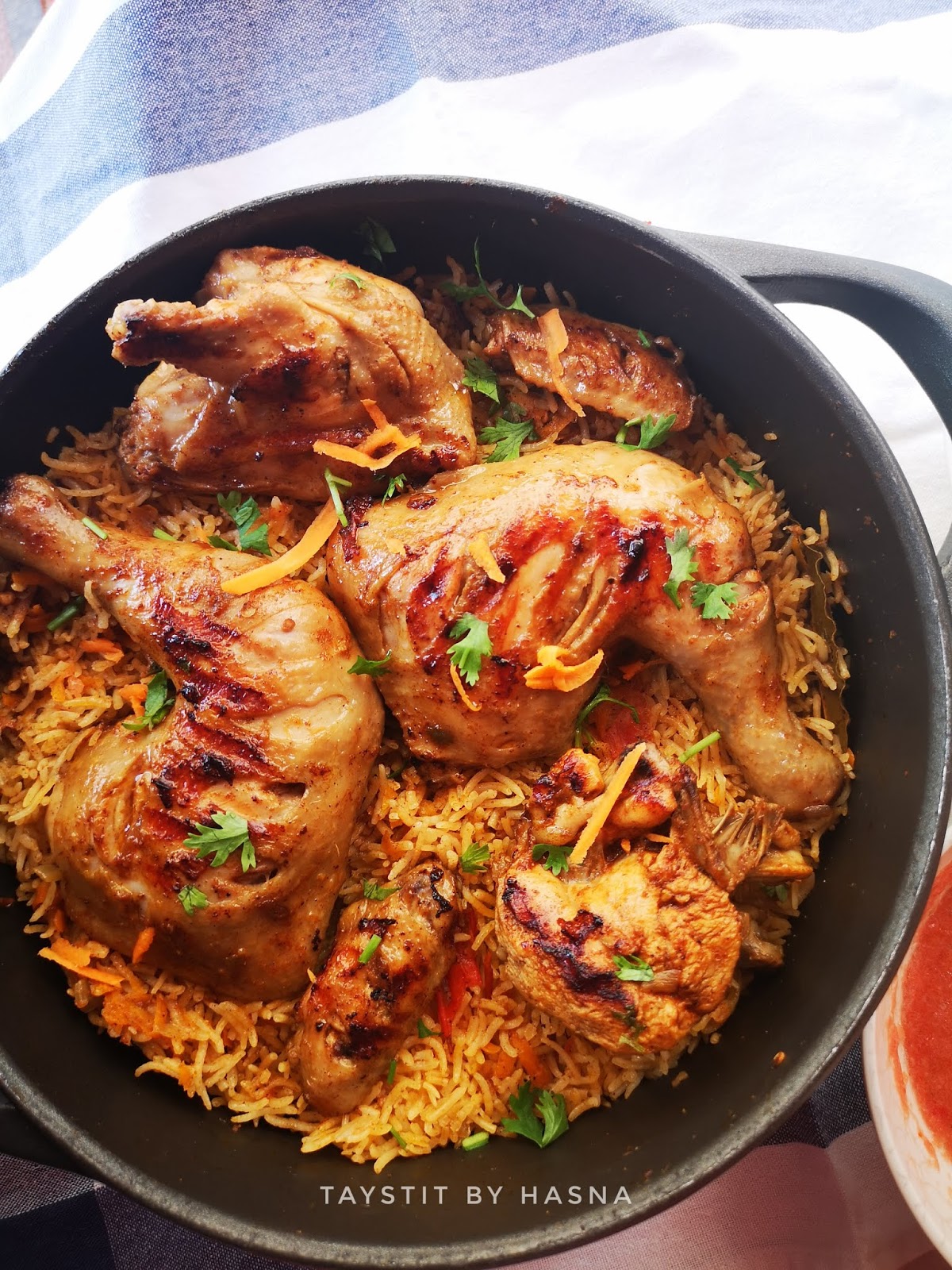 Taystit by Hasna: Bukhari Rice with Salata Hara