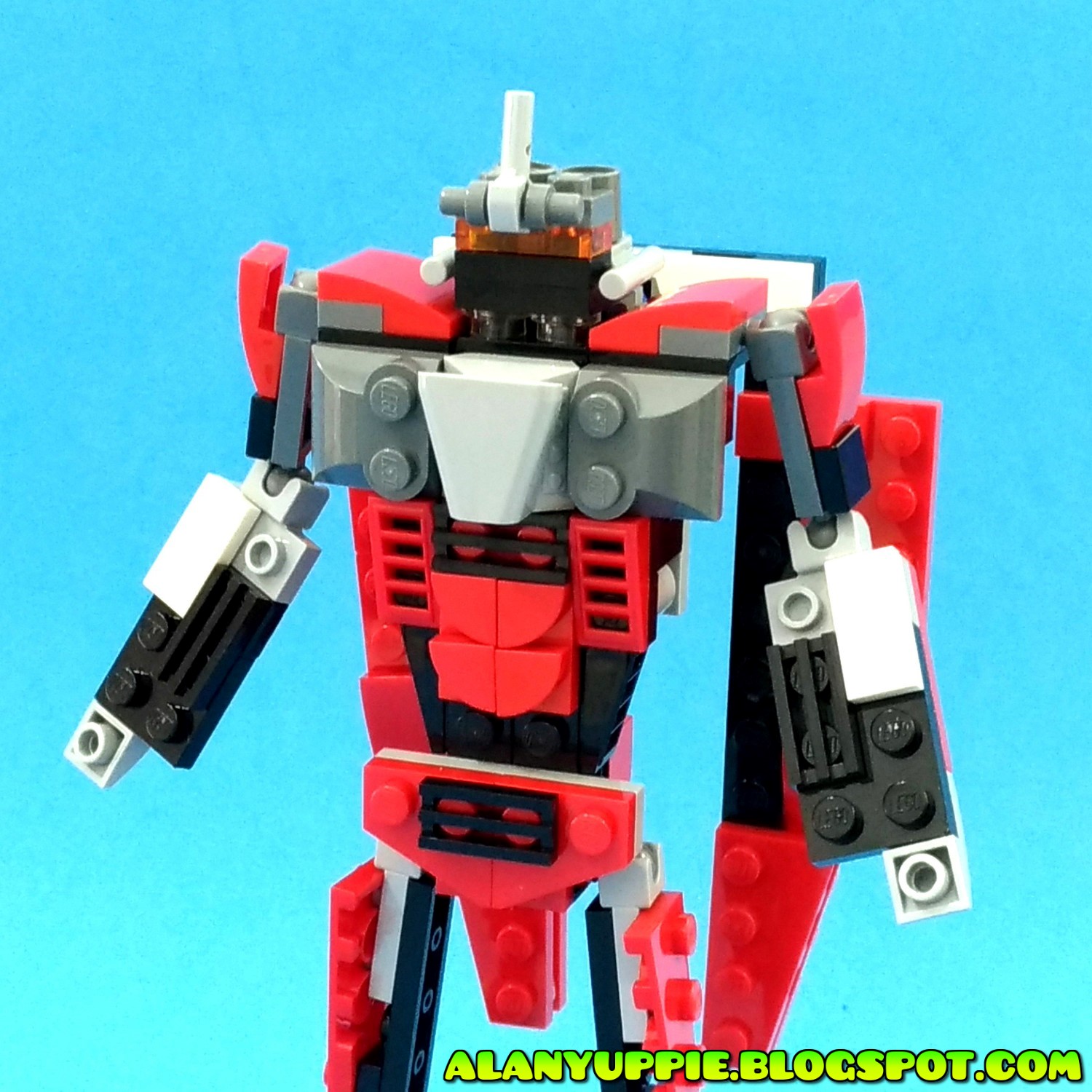 Alanyuppie's LEGO Transformers: Video Tutorial: Transformer Benatar ...