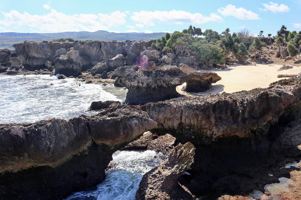 TITIK NOL BEACH, KABUPATEN ROTE NDAO-NTT | NTT NATURAL & CULTURE ...
