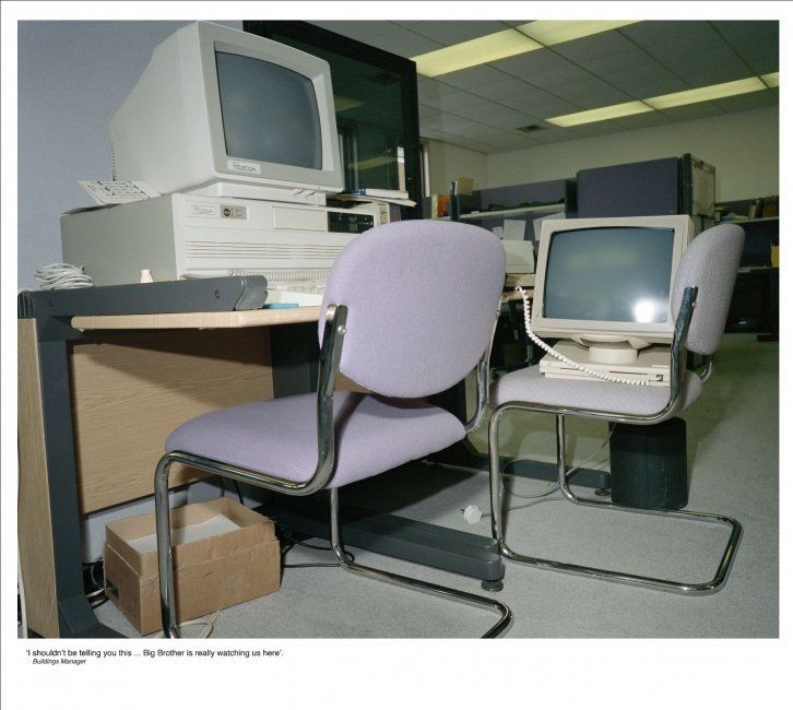 Work Stations: Nostalgic Images That Show What Office Life Was Like in ...