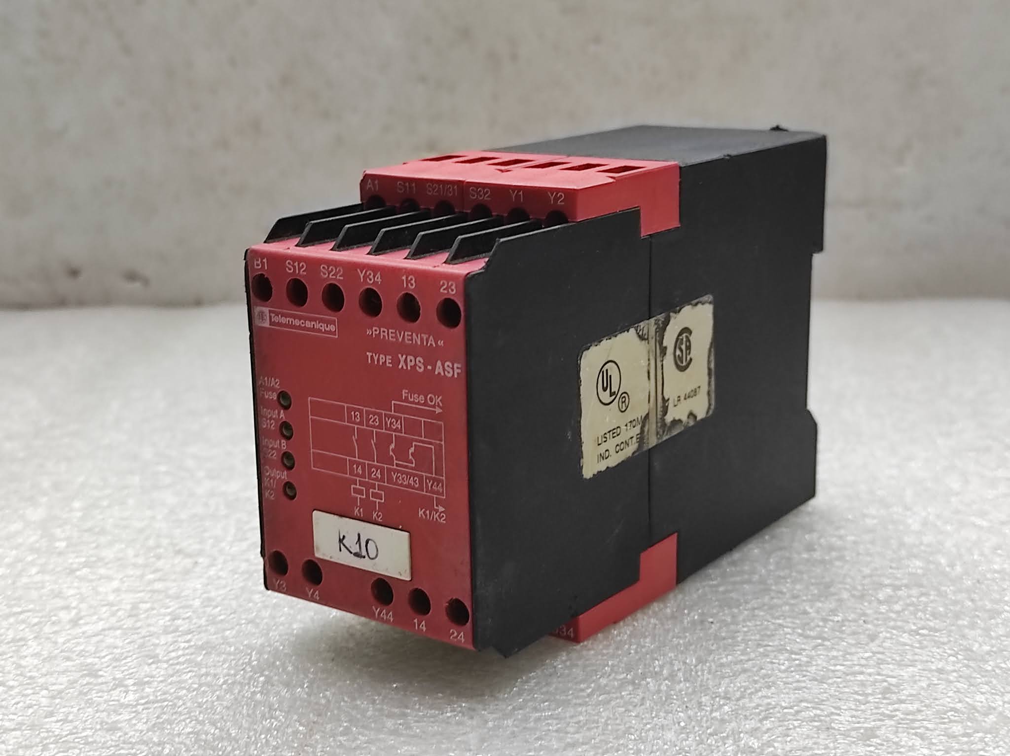 TELEMECANIQUE XPS-ASF SAFETY RELAY XPSASF5142 24VAC