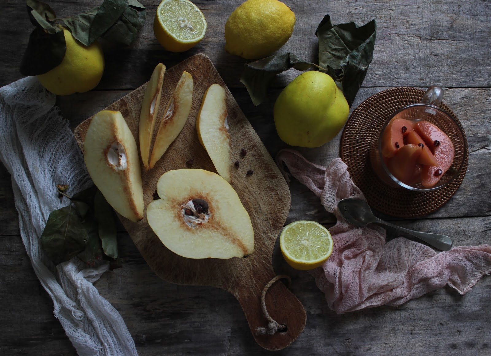 Vanilla&Staubzucker: Quince compote - Compote di mele cotogne - Kompot ...