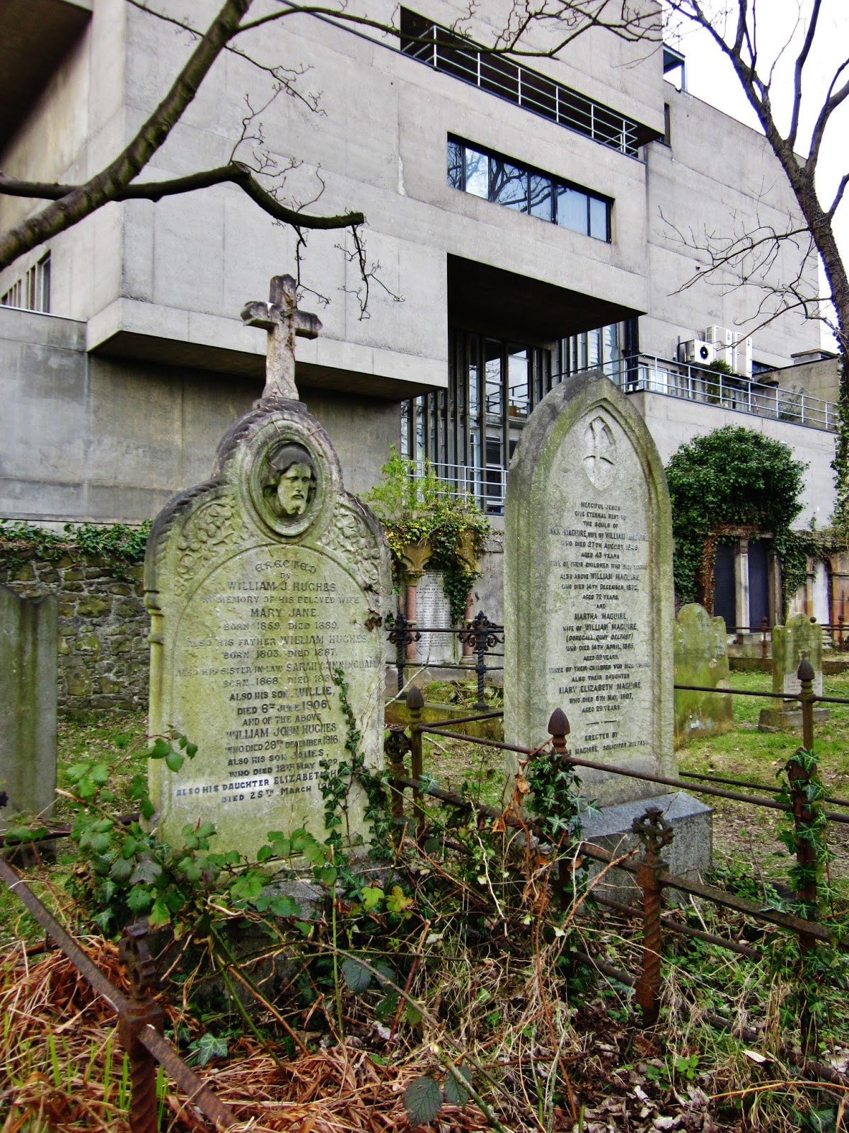 Friar’s Bush Cemetery