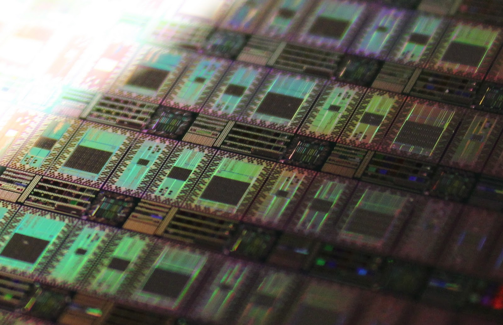 The Astronomist: The First Quantum Computer