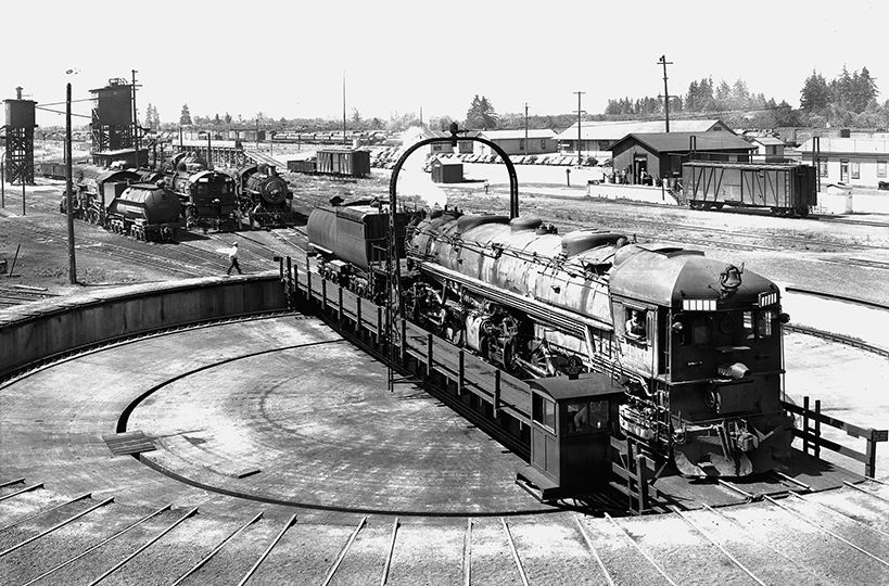 modeling the SP: Completing a turntable