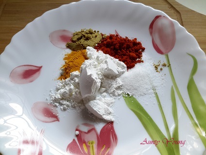 Aunty Young（安迪漾）: 印度炸苦瓜片(Indian Style Deep Fried Bitter Gourds)