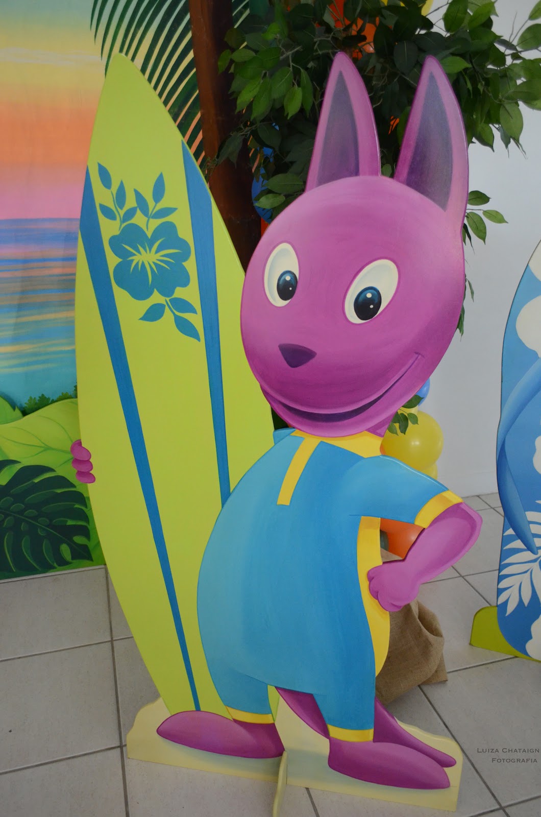 FANTASIE... FESTAS INFANTIS: Backyardigans na praia - Decoração 2 D