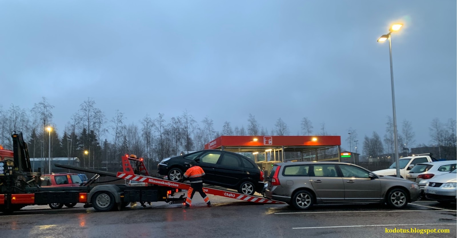 Kodotus: Raksa-auto romuna - halpa auto, kallis remppa