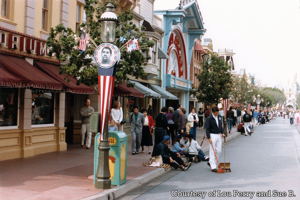 GORILLAS DON'T BLOG: Main Street, March 8, 1985
