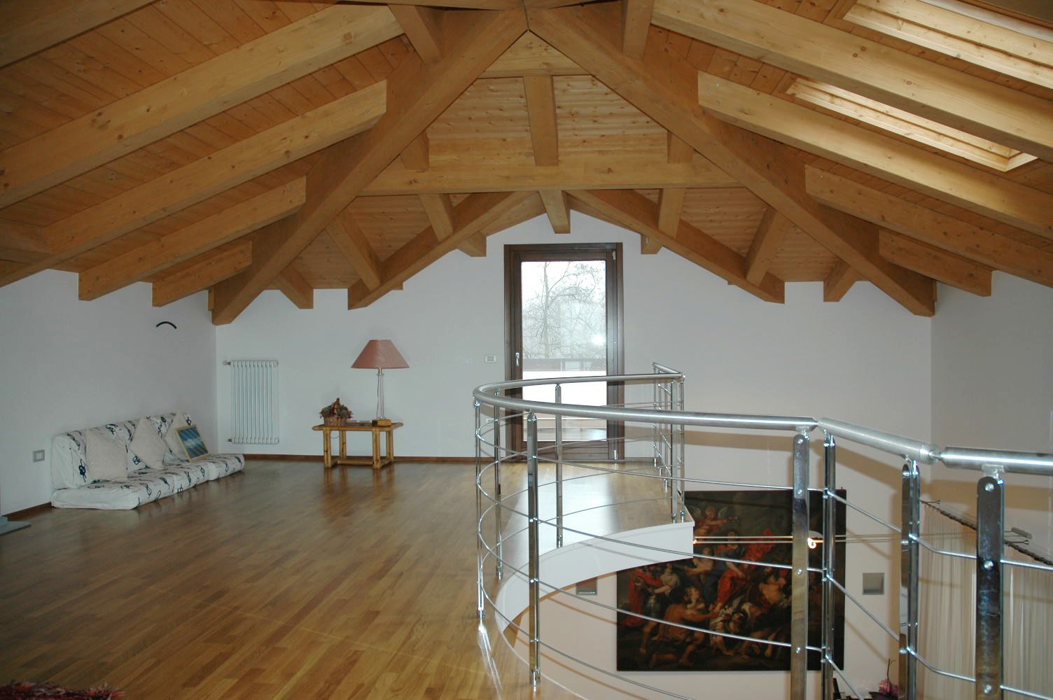 Tetti in legno, isolamento da fattori esterni, economicità e risparmio ...