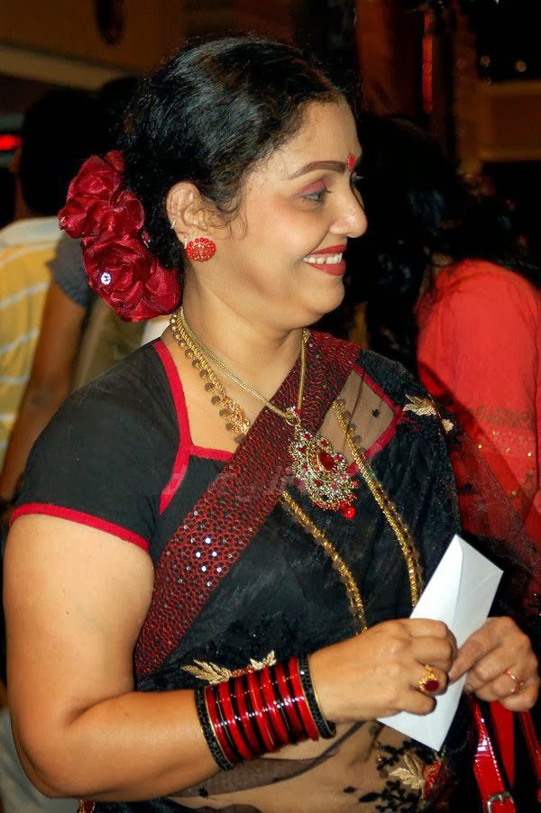Old Actress Fathima Babu Hot Photos Gallery Mallu Aunty Actress ~ Actress Rare Photo Gallery