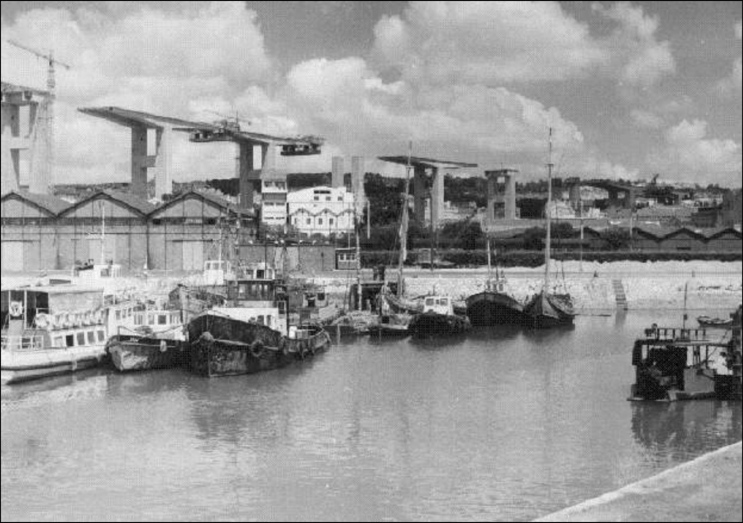 Lisboa - Comparações com outros tempos: Ponte 25 de Abril / Ponte Salazar