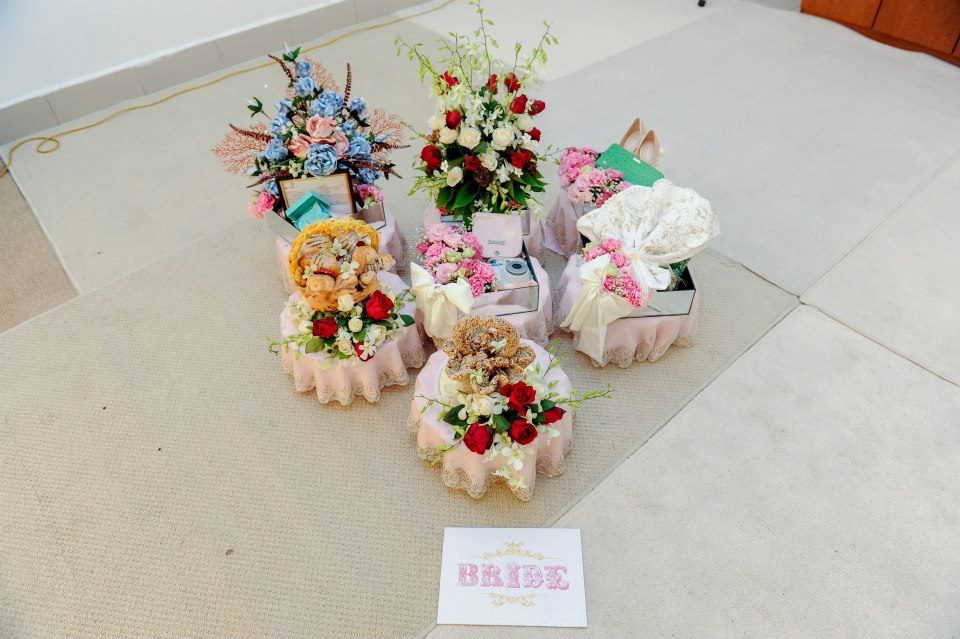 The Junetastic Brides: Hantaran Trays Design