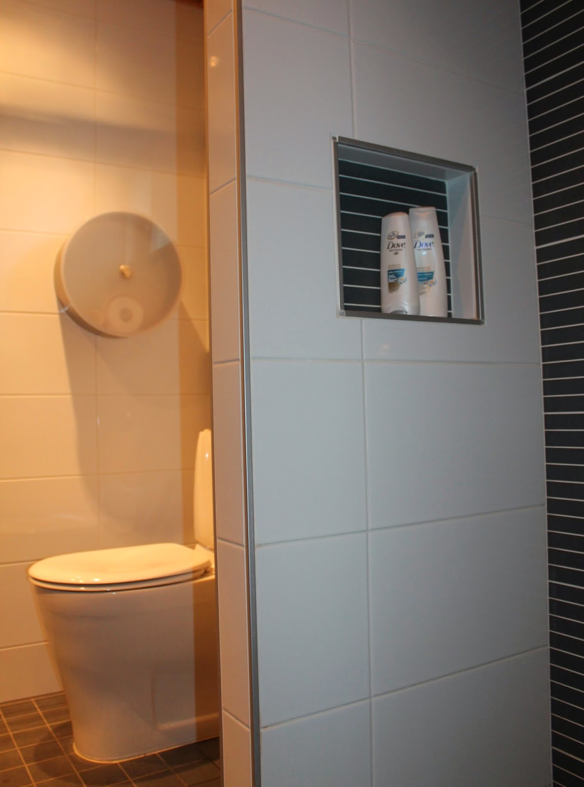 k o t i p o r s t u a: Pesuhuone & Sauna & Pukuhuone