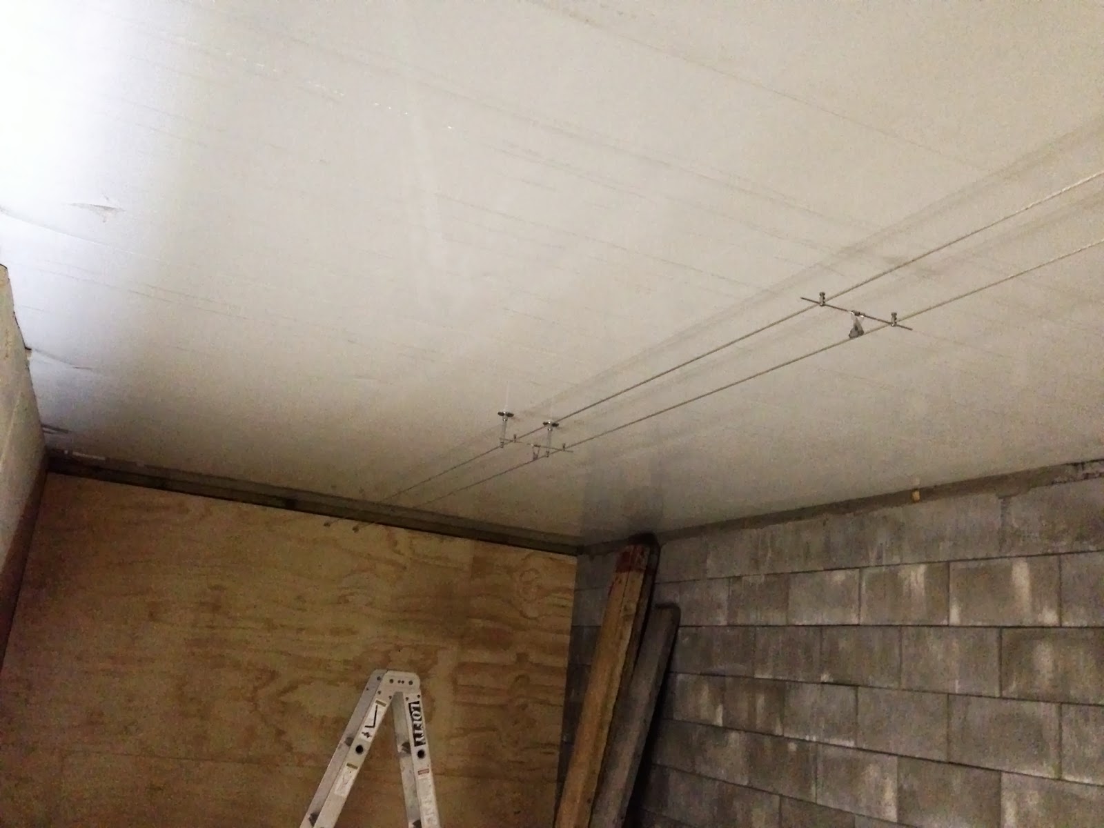 The Taj Garage: Trapeze lighting