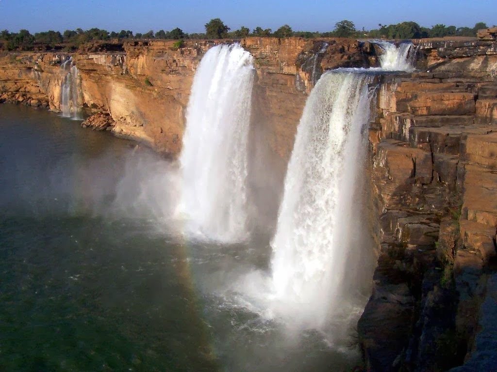 Trip To Central India: Chitrakoot Falls