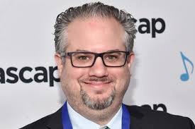 Con Ton y Son: Fringe de Michael Giacchino y Chris Tilton