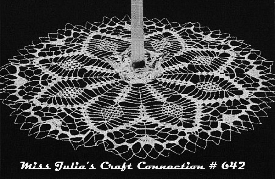 Miss Julia's Patterns: Free Pattern - Vintage Cobweb Crochet Doily