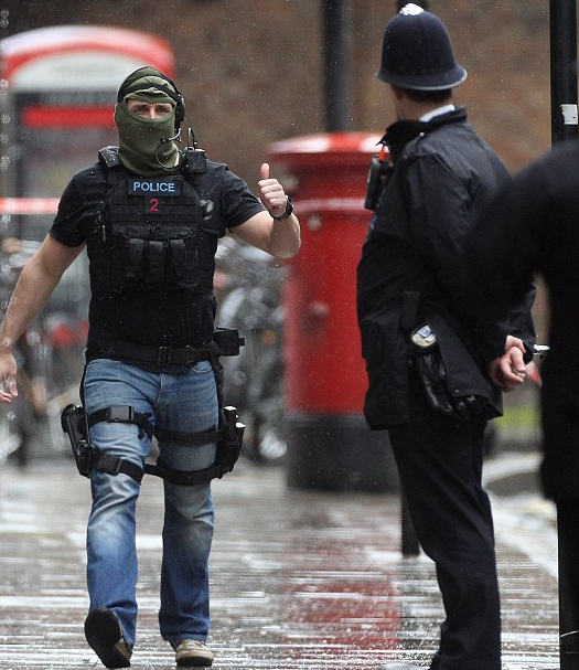 La boca de la cueva: Bring out the gimp