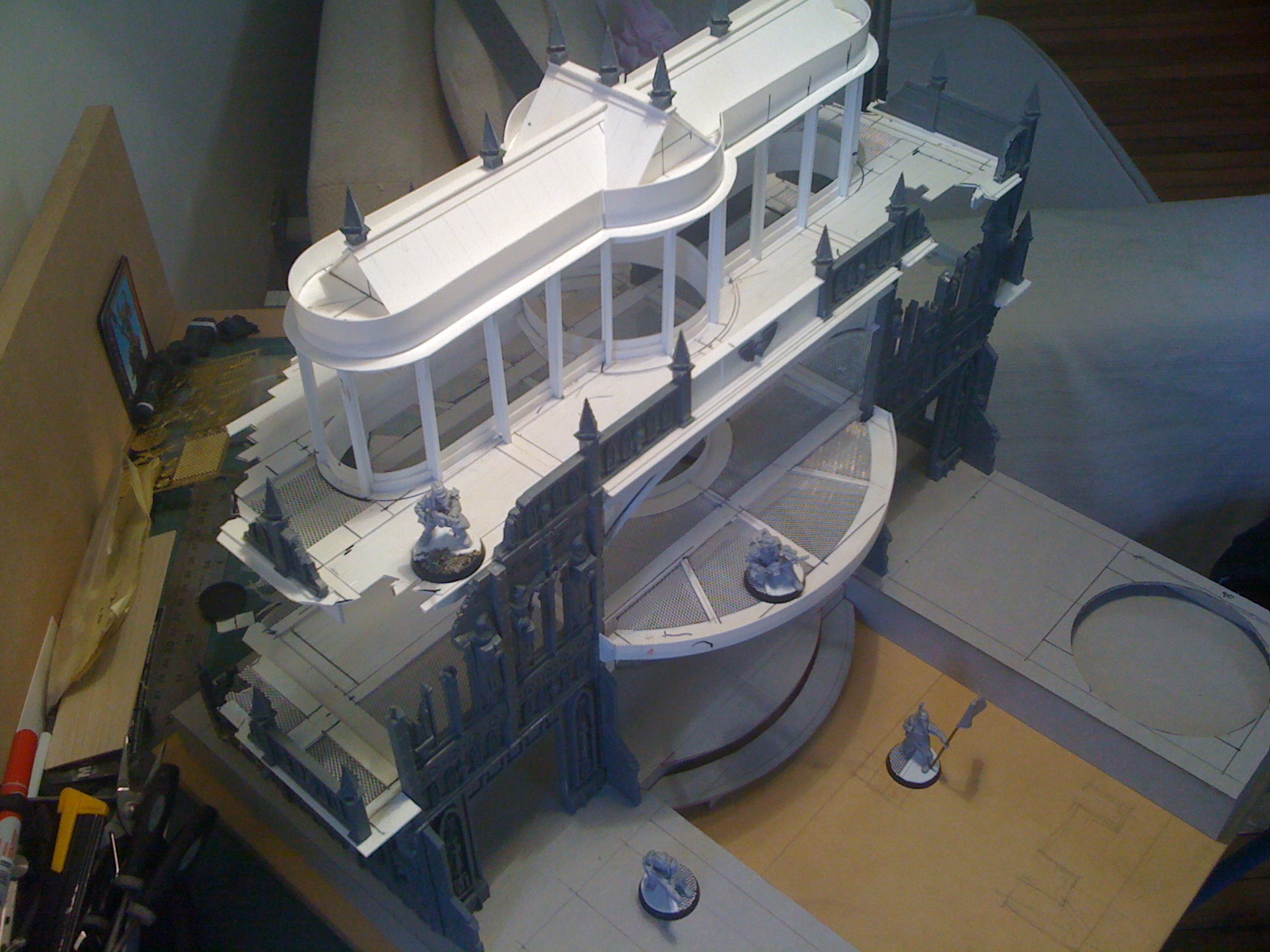 WARHAMMER FREAK FACTORY - catedral 40k en proceso...gigantesca ...