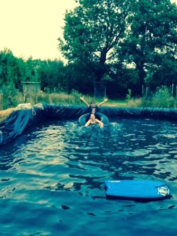 Fron Rafel Wales: Straw bale pool