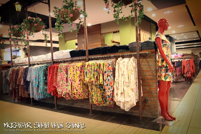 ChiLaBaey's Spot: Trip To Bandung : Day 2... Factory Outlet Lagi, The ...