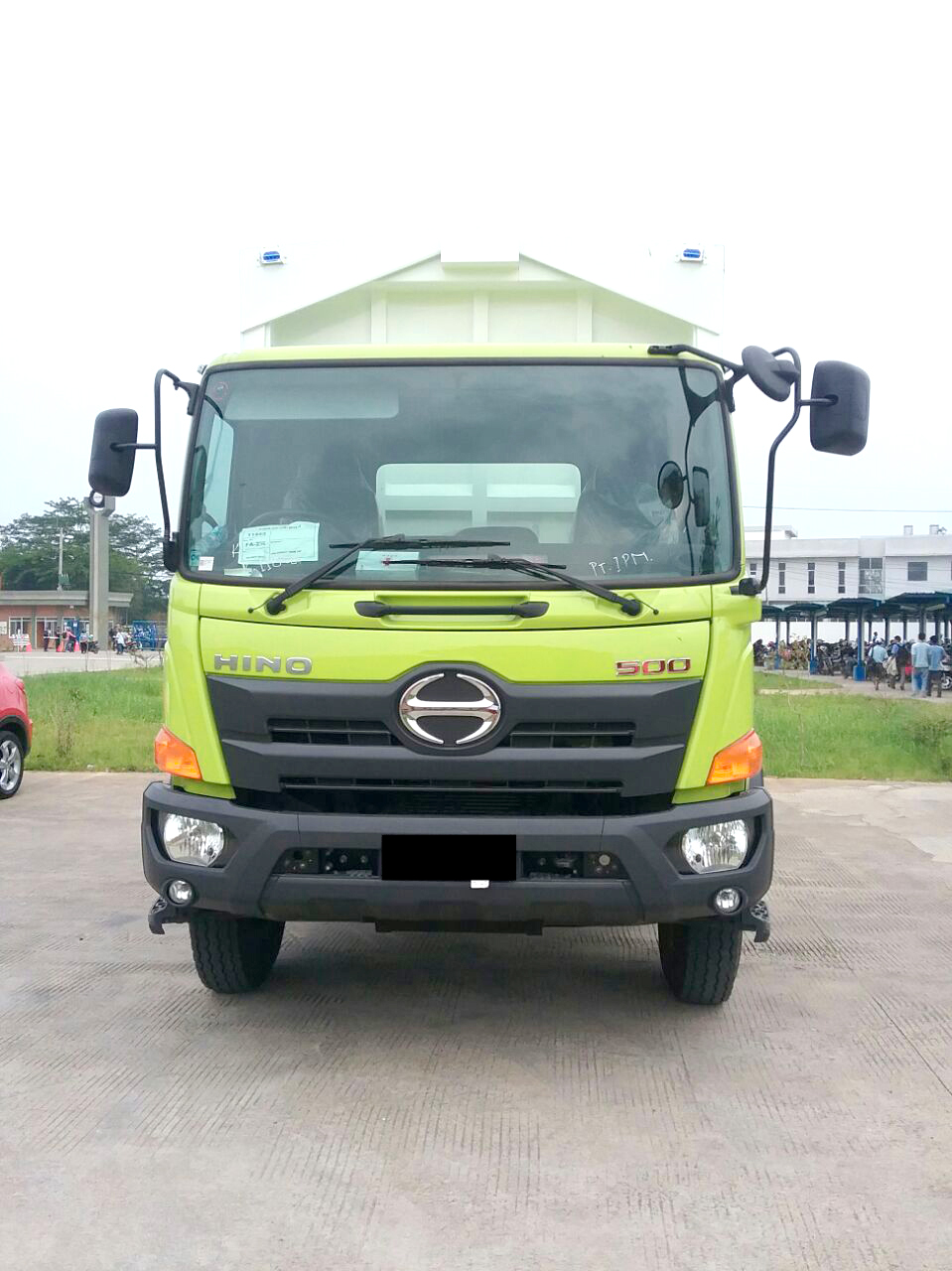 Dealer Hino Ranger 500 Dutro 300: HINO RANGER FG 235 JP WING BOX