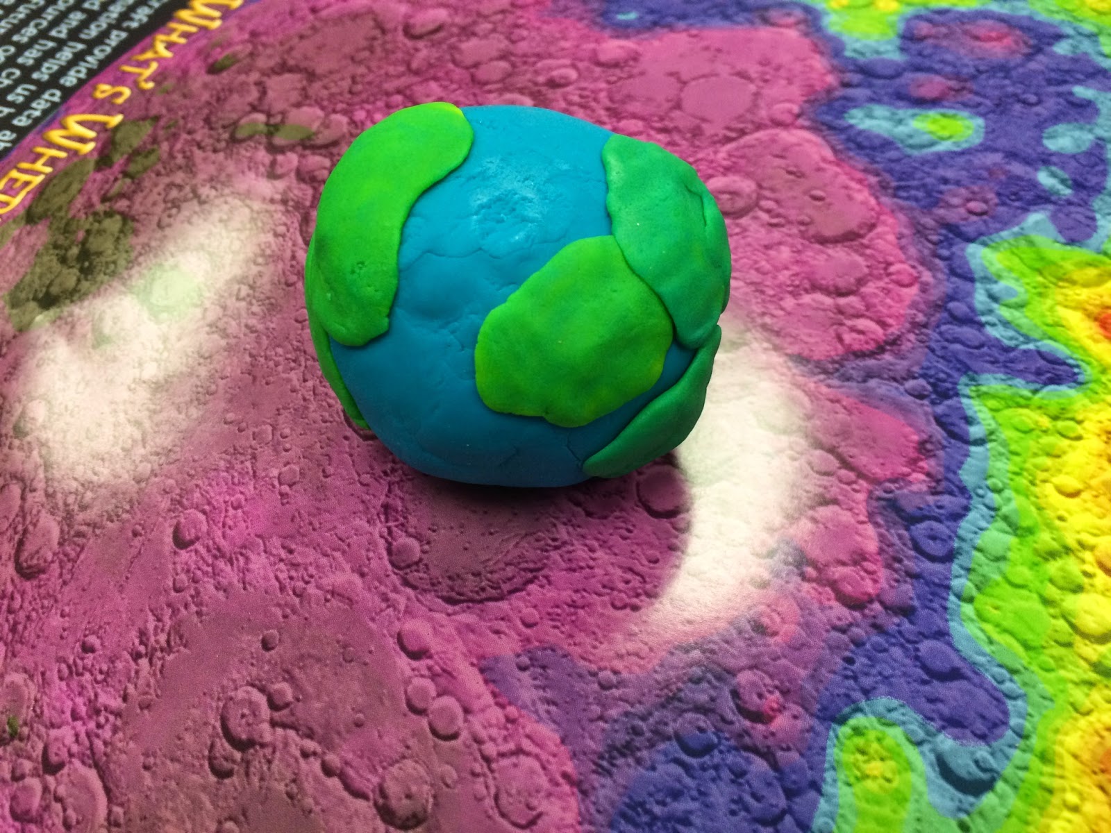 Shelving Cart: Play-doh Planets