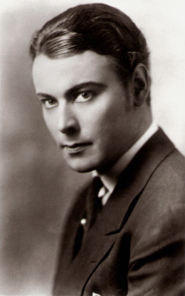 “The Male Greta Garbo”: Handsome Portrait Photos of Nils Asther in the ...